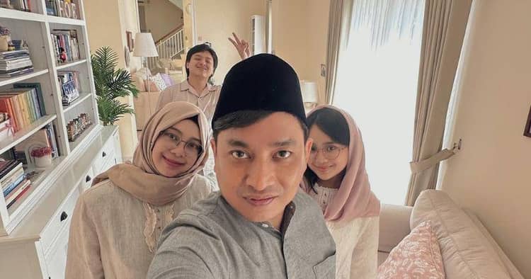 7 Fakta Keluarga Arsy Widianto Anak Yovie Widianto | Popmama.com